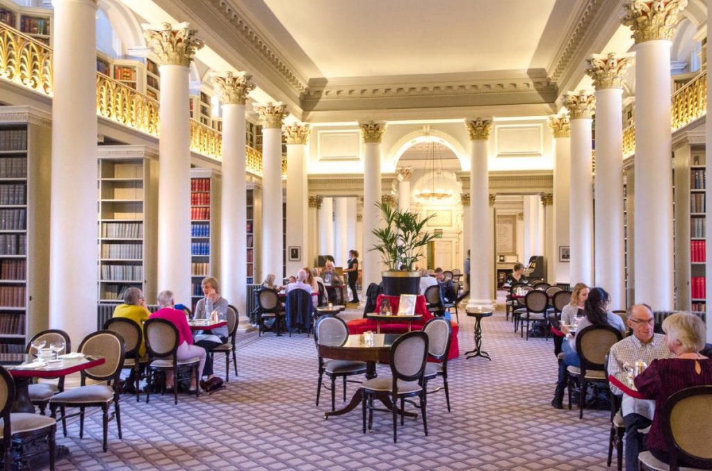 Your Ultimate Guide of Things to Do in Edinburgh - Fork and Foot